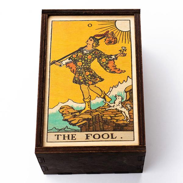 00. The Fool Box – Avalon